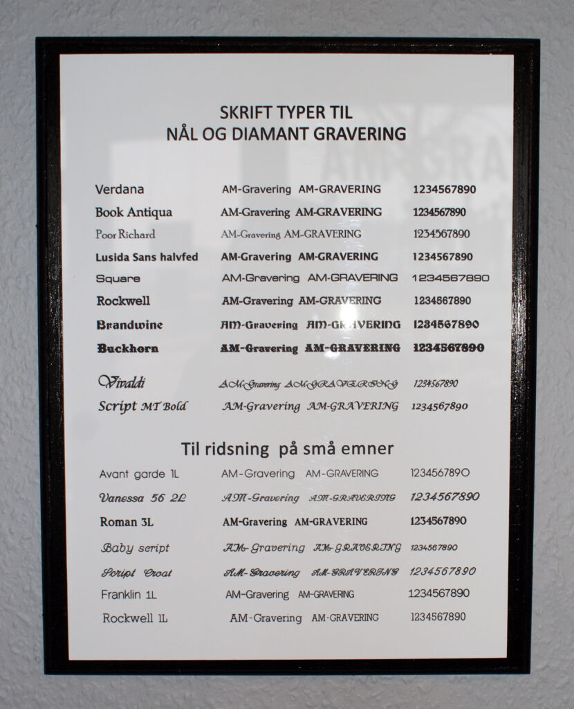 Skrifttyper - AM-Gravering - Skrifter til gravering for det bedste resultat